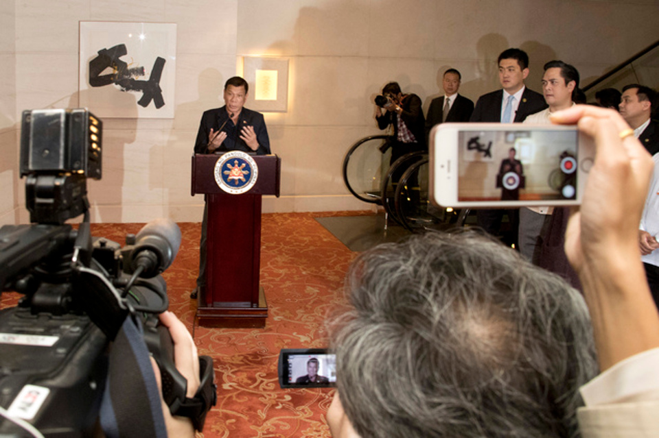 The Beijing press conference of President Duterte with foreign press on ...