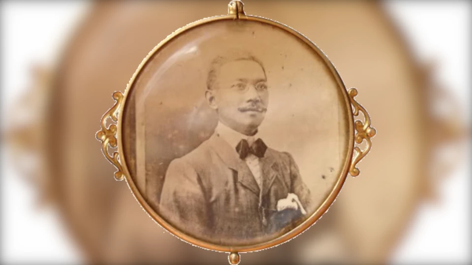 Restituto Javier was born June 10, 1873