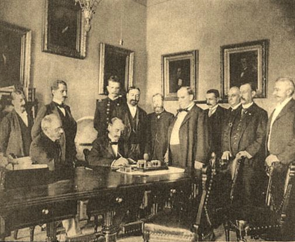Treaty of Paris 1898: Spain Cedes Philippines to US