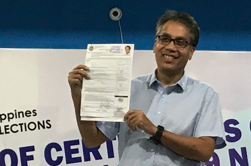 The marvelous, shooting himself in the foot, Mar Roxas