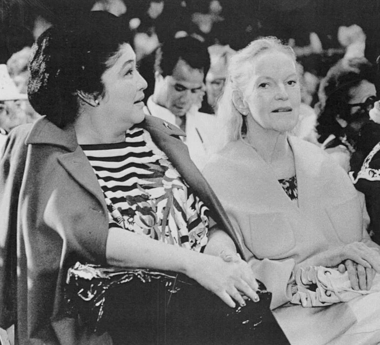 Imelda Marcos Return Home After 6 Years of Exile in Hawaii